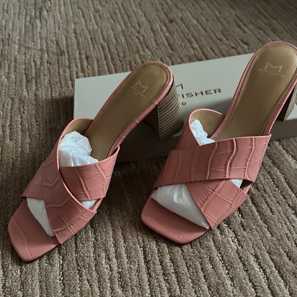 Marc Jacobs | Shoes | Marc Jacobs Pink Slide | Poshmark